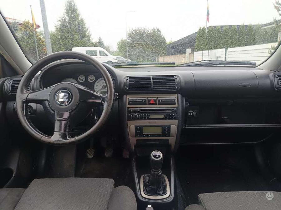 Dzeltens SEAT Leon 2003 Viļņa, ar dzinēja tilpumu 1.90 L un nobraukumu 450 tūkst. km par 2100 €, foto 8 vietnē AUTOMOTO.COM.LV