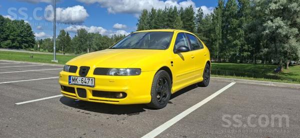 Dzeltens SEAT Leon 2005 Alūksne, ar dzinēja tilpumu 1.90 L un nobraukumu 285 tūkst. km par 1850 €, foto 2 vietnē AUTOMOTO.COM.LV