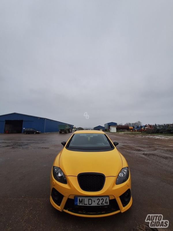 Dzeltens SEAT Leon 2006 Viļņa, ar dzinēja tilpumu 2.00 L un nobraukumu 390 tūkst. km par 2000 €, foto 10 vietnē AUTOMOTO.COM.LV