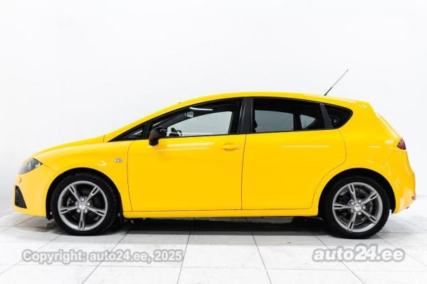 Yellow SEAT Leon 2007 in Tallinn, with an engine capacity of 2.00 L and mileage of 285 thousand km for 2999 €, photo 4 on AUTOMOTO.COM.LV