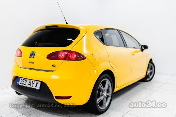 Yellow SEAT Leon 2007 in Tallinn, with an engine capacity of 2.00 L and mileage of 285 thousand km for 2999 €, photo 6 on AUTOMOTO.COM.LV