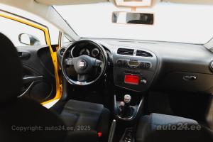 Dzeltens SEAT Leon 2007 Tallina, ar dzinēja tilpumu 2.00 L un nobraukumu 285 tūkst. km par 2999 €, foto 11 vietnē AUTOMOTO.COM.LV