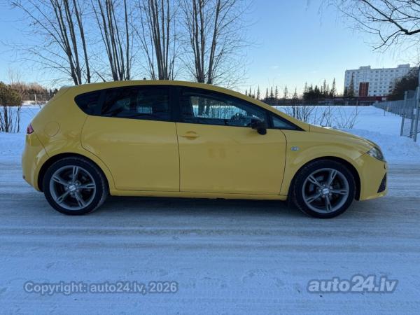 Dzeltens SEAT Leon 2007 Tartu, ar dzinēja tilpumu 2.00 L un nobraukumu 291 tūkst. km par 3999 €, foto 4 vietnē AUTOMOTO.COM.LV