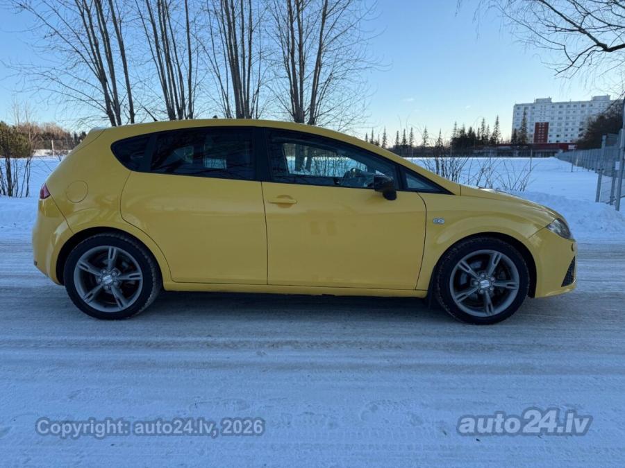 Dzeltens SEAT Leon 2007 Tartu, ar dzinēja tilpumu 2.00 L un nobraukumu 291 tūkst. km par 3999 €, foto 4 vietnē AUTOMOTO.COM.LV
