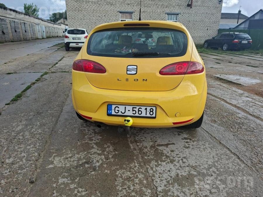 Dzeltens SEAT Leon 2007 Kuldīga, ar dzinēja tilpumu 1.60 L un nobraukumu 274 tūkst. km par 1600 €, foto 4 vietnē AUTOMOTO.COM.LV