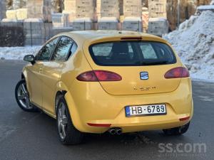 Dzeltens SEAT Leon 2008 Jelgava, ar dzinēja tilpumu 2.00 L un nobraukumu 313 tūkst. km par 1750 €, foto 3 vietnē AUTOMOTO.COM.LV