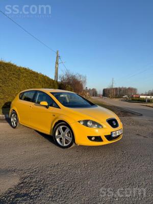 Dzeltens SEAT Leon 2008 Rīga, ar dzinēja tilpumu 2.00 L un nobraukumu 315 tūkst. km par 2100 €, foto 3 vietnē AUTOMOTO.COM.LV