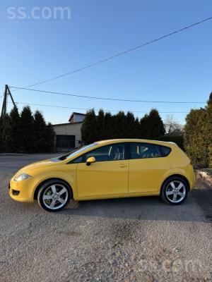 Dzeltens SEAT Leon 2008 Rīga, ar dzinēja tilpumu 2.00 L un nobraukumu 315 tūkst. km par 2100 €, foto 4 vietnē AUTOMOTO.COM.LV