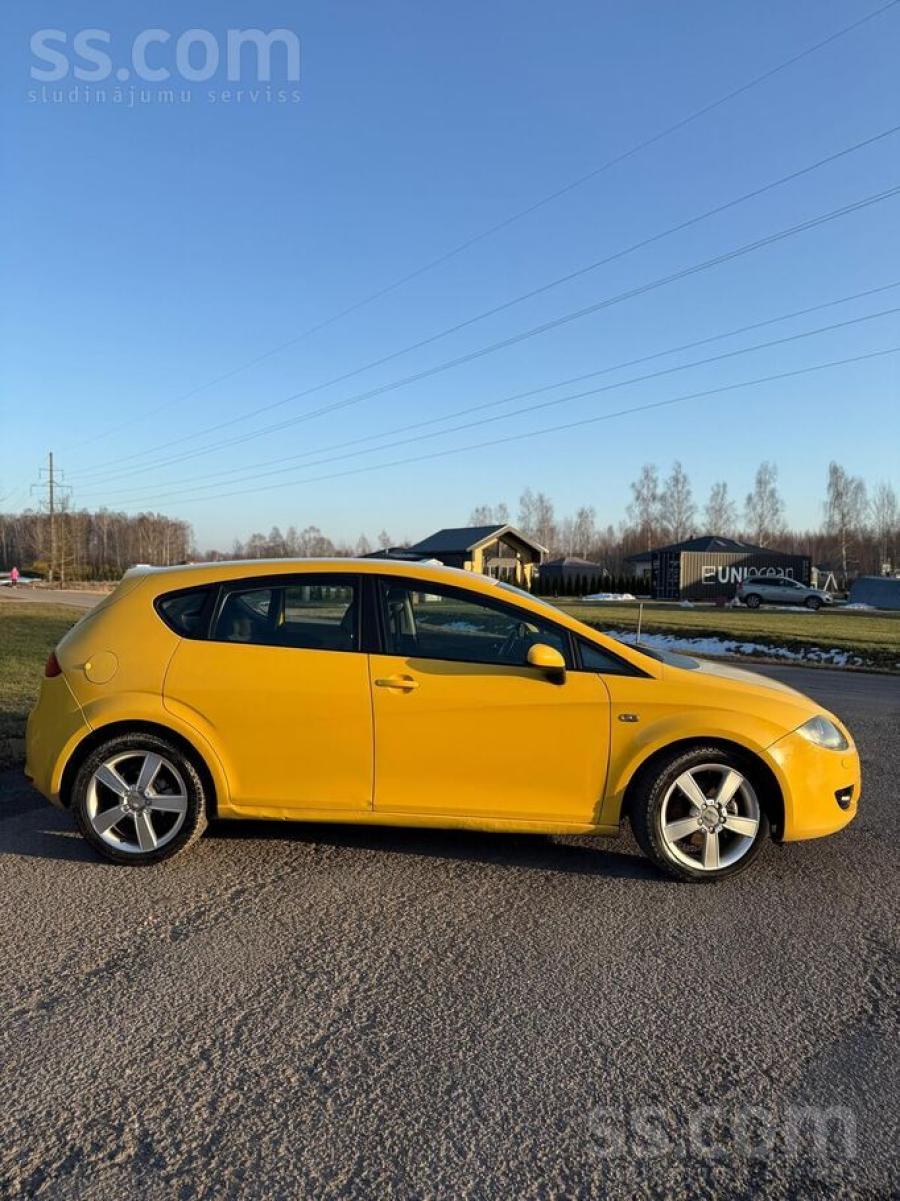 Dzeltens SEAT Leon 2008 Rīga, ar dzinēja tilpumu 2.00 L un nobraukumu 315 tūkst. km par 2100 €, foto 5 vietnē AUTOMOTO.COM.LV