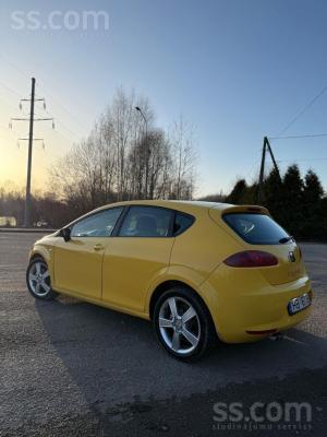 Dzeltens SEAT Leon 2008 Rīga, ar dzinēja tilpumu 2.00 L un nobraukumu 315 tūkst. km par 2100 €, foto 7 vietnē AUTOMOTO.COM.LV