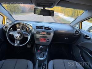 Dzeltens SEAT Leon 2008 Rīga, ar dzinēja tilpumu 2.00 L un nobraukumu 315 tūkst. km par 2100 €, foto 10 vietnē AUTOMOTO.COM.LV