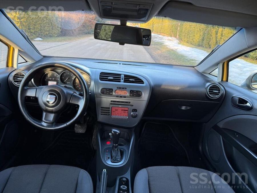 Dzeltens SEAT Leon 2008 Rīga, ar dzinēja tilpumu 2.00 L un nobraukumu 315 tūkst. km par 2100 €, foto 10 vietnē AUTOMOTO.COM.LV