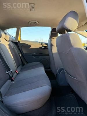 Dzeltens SEAT Leon 2008 Rīga, ar dzinēja tilpumu 2.00 L un nobraukumu 315 tūkst. km par 2100 €, foto 11 vietnē AUTOMOTO.COM.LV