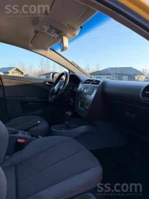 Dzeltens SEAT Leon 2008 Rīga, ar dzinēja tilpumu 2.00 L un nobraukumu 315 tūkst. km par 2100 €, foto 15 vietnē AUTOMOTO.COM.LV