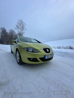 Yellow SEAT Leon 2009 in Tallinn, with an engine capacity of 1.80 L and mileage of 133 thousand km for 3000 €, photo  on AUTOMOTO.COM.LV