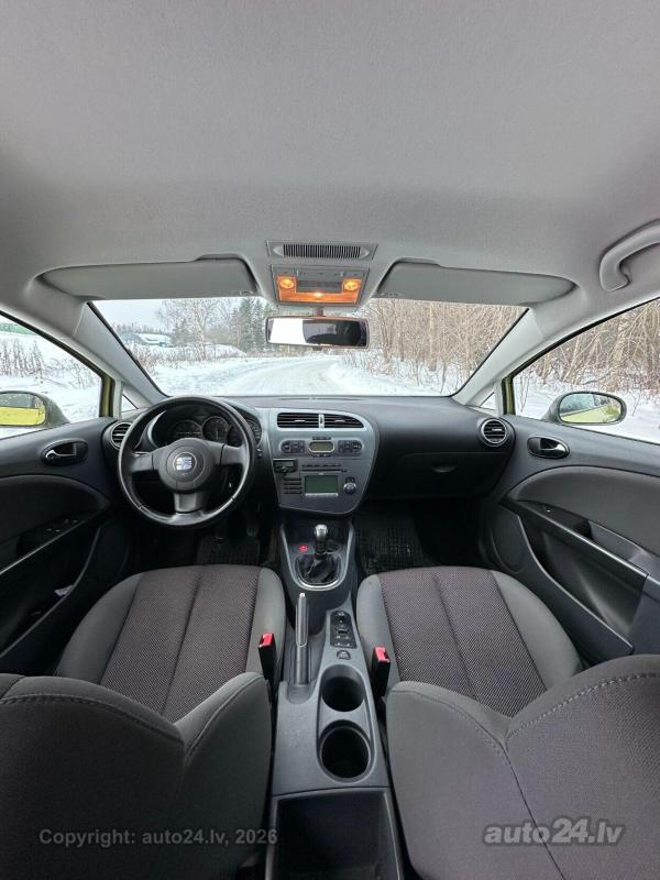 Dzeltens SEAT Leon 2009 Tallina, ar dzinēja tilpumu 1.80 L un nobraukumu 133 tūkst. km par 3000 €, foto 11 vietnē AUTOMOTO.COM.LV