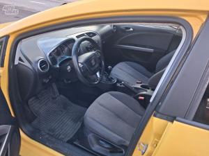 Yellow SEAT Leon 2011 in Vilnius, with an engine capacity of 1.60 L and mileage of 335 thousand km for 2000 €, photo 9 on AUTOMOTO.COM.LV