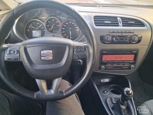 Yellow SEAT Leon 2011 in Vilnius, with an engine capacity of 1.60 L and mileage of 335 thousand km for 2000 €, photo 10 on AUTOMOTO.COM.LV