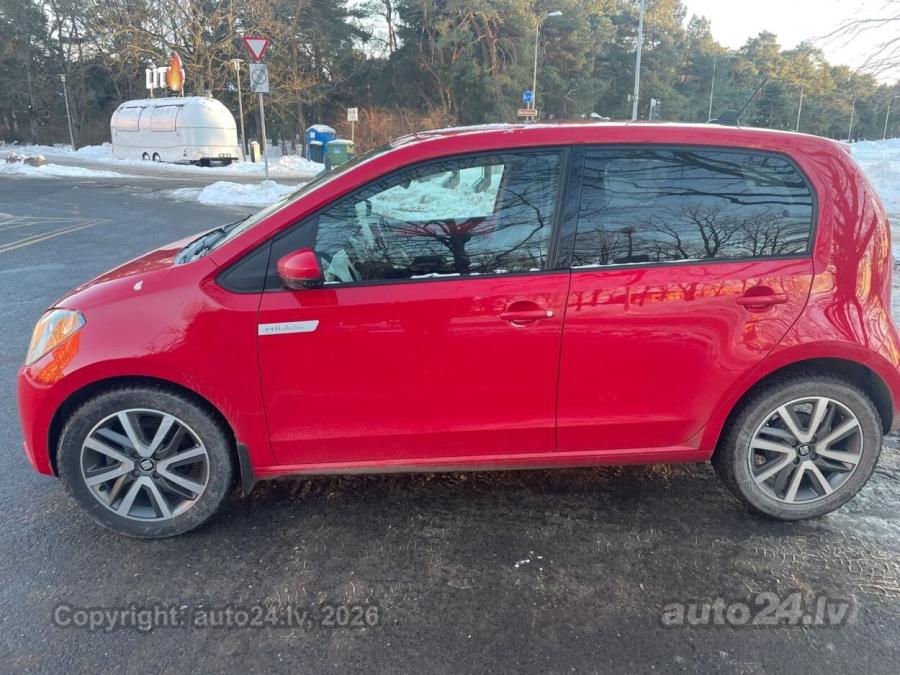 Red SEAT Mii 2021 in Tallinn, with an engine capacity of 0.00 L and mileage of 116 thousand km for 6900 €, photo 4 on AUTOMOTO.COM.LV