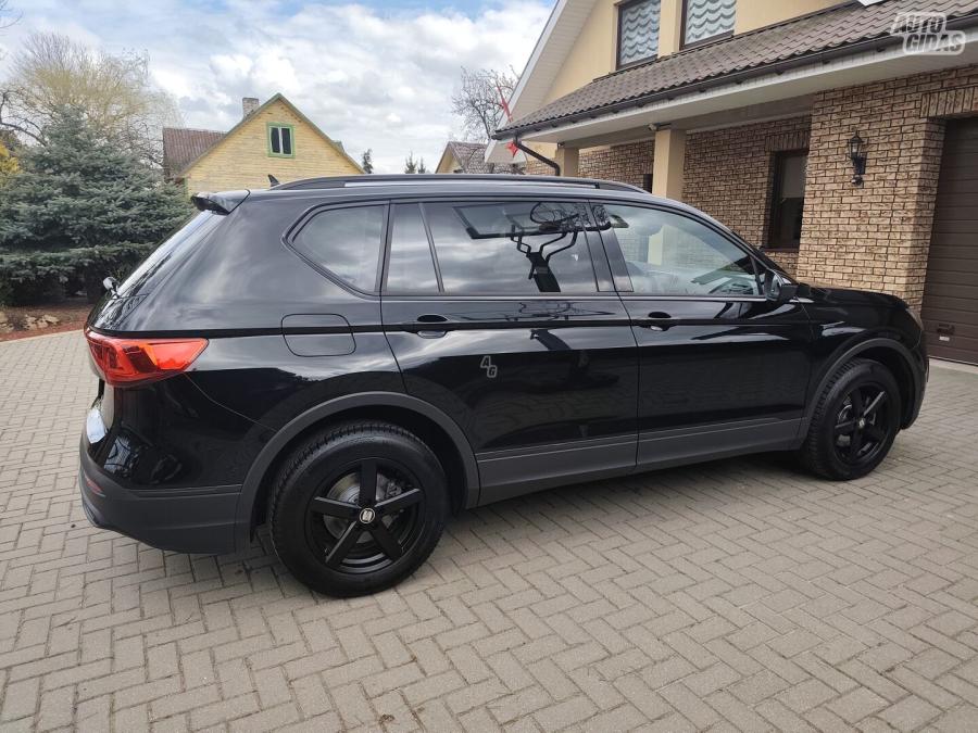 Black SEAT Tarraco 2019 in Kazlu Ruda, with an engine capacity of 1.50 L and mileage of 54 thousand km for 16700 €, photo 3 on AUTOMOTO.COM.LV