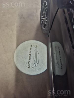 Black SEAT Tarraco 2019 in Riga, with an engine capacity of 2.00 L and mileage of 136 thousand km for 23000 €, photo 14 on AUTOMOTO.COM.LV