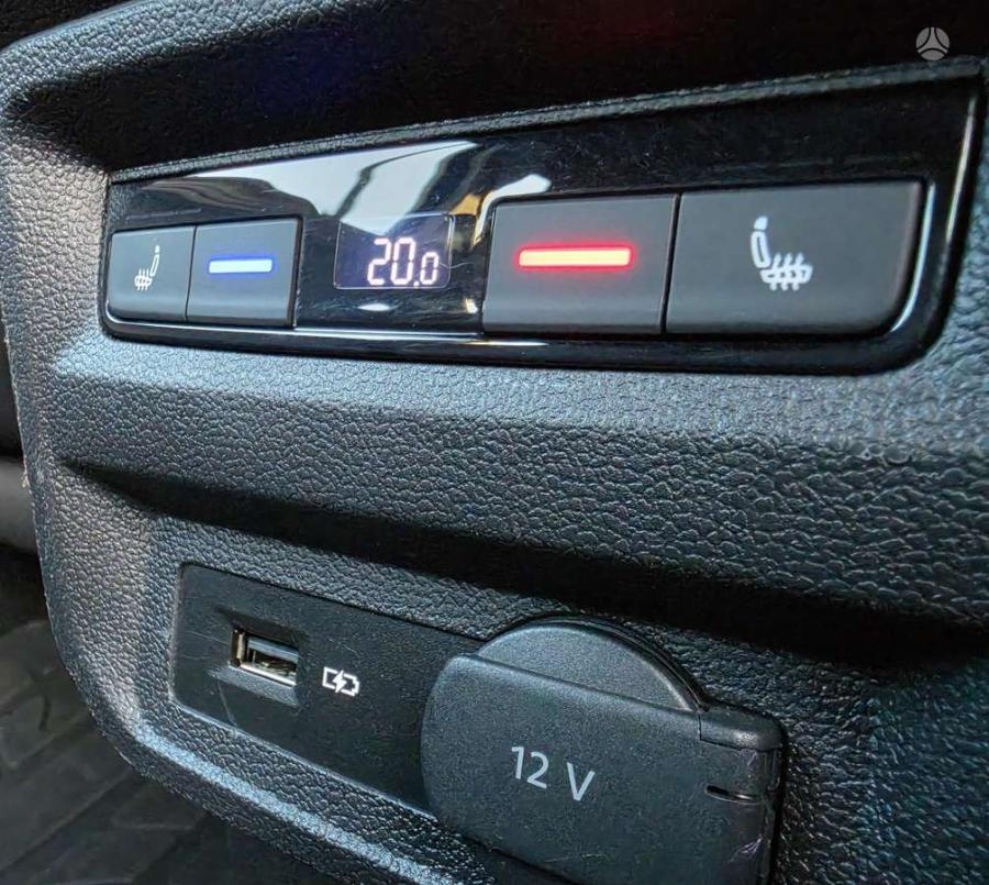 Black SEAT Tarraco 2019 in Jonava, with an engine capacity of 2.00 L and mileage of 258 thousand km for 16750 €, photo 44 on AUTOMOTO.COM.LV