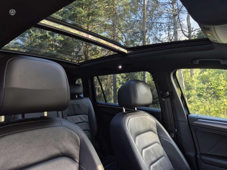 Black SEAT Tarraco 2019 in Taurage, with an engine capacity of 1.97 L and mileage of 188 thousand km for 19500 €, photo 12 on AUTOMOTO.COM.LV