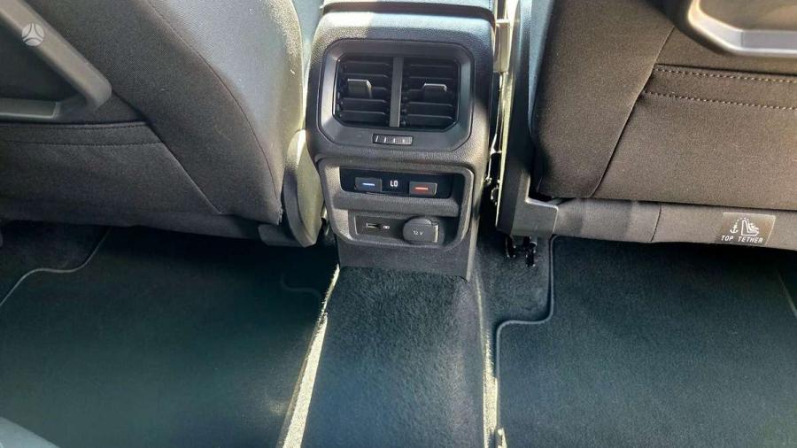 Melns SEAT Tarraco 2019 Šauļi, ar dzinēja tilpumu 1.97 L un nobraukumu 109 tūkst. km par 16900 €, foto 23 vietnē AUTOMOTO.COM.LV