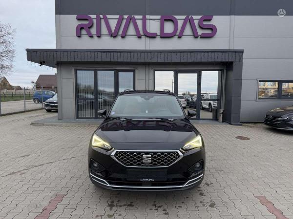 Black SEAT Tarraco 2020 in Siauliai, with an engine capacity of 1.50 L and mileage of 191 thousand km for 19990 €, photo 1 on AUTOMOTO.COM.LV