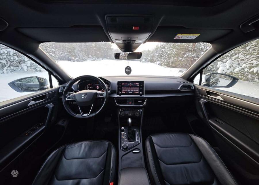Black SEAT Tarraco 2020 in Vilnius, with an engine capacity of 1.97 L and mileage of 147 thousand km for 21900 €, photo 19 on AUTOMOTO.COM.LV