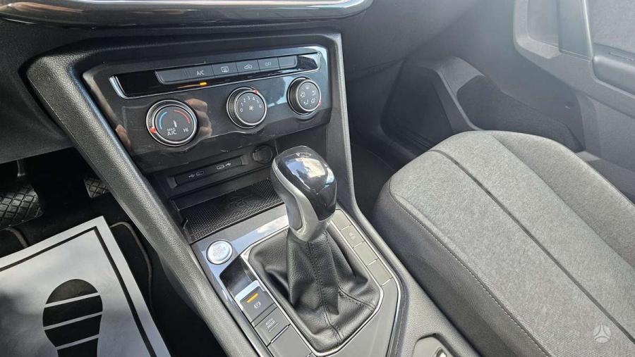 Black SEAT Tarraco 2021 in Prienai, with an engine capacity of 1.50 L and mileage of 227 thousand km for 17999 €, photo 18 on AUTOMOTO.COM.LV