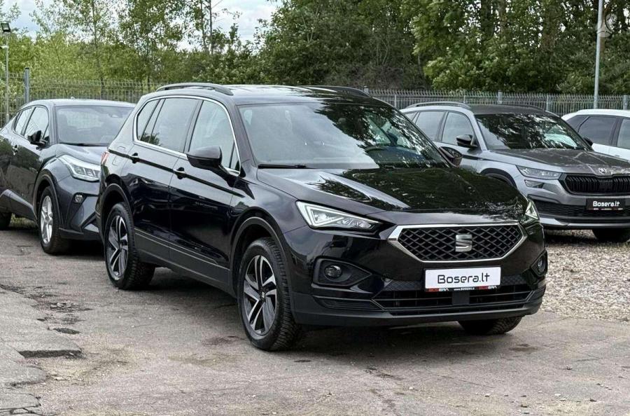 Black SEAT Tarraco 2021 in Vilnius, with an engine capacity of 1.50 L and mileage of 200 thousand km for 16990 €, photo 1 on AUTOMOTO.COM.LV