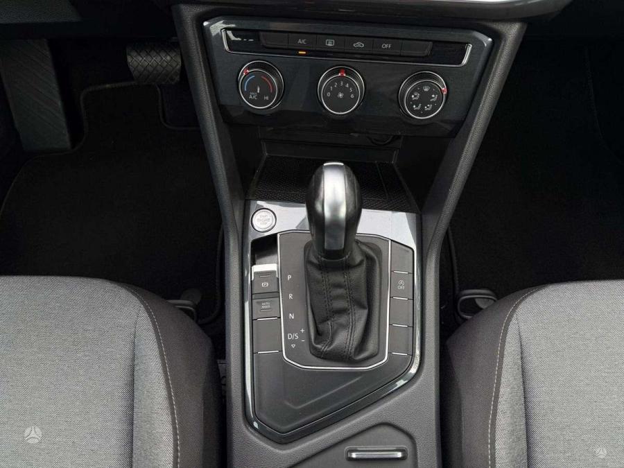 Black SEAT Tarraco 2021 in Vilnius, with an engine capacity of 1.50 L and mileage of 200 thousand km for 16990 €, photo 29 on AUTOMOTO.COM.LV
