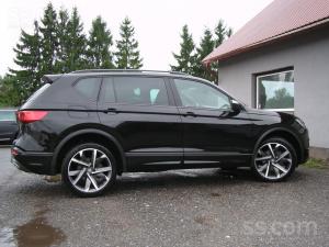 Melns SEAT Tarraco 2021 Rīga, ar dzinēja tilpumu 1.50 L un nobraukumu 0 tūkst. km par 21750 €, foto 4 vietnē AUTOMOTO.COM.LV