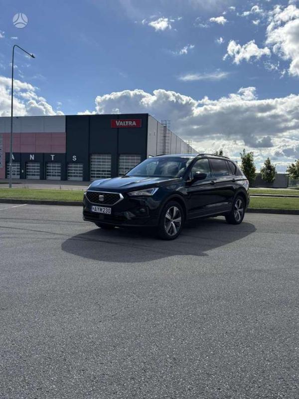 Black SEAT Tarraco 2021 in Panevezys, with an engine capacity of 1.97 L and mileage of 96 thousand km for 21500 €, photo 1 on AUTOMOTO.COM.LV