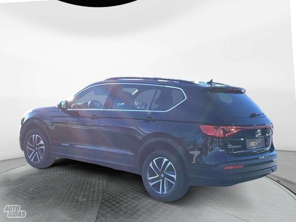 Melns SEAT Tarraco 2022 Kauņa, ar dzinēja tilpumu 2.00 L un nobraukumu 63 tūkst. km par 32113 €, foto 4 vietnē AUTOMOTO.COM.LV