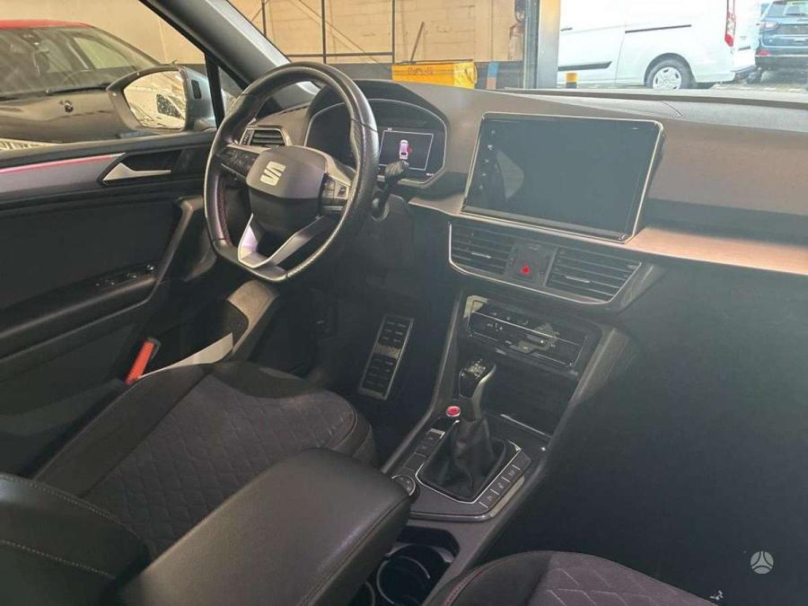 Melns SEAT Tarraco 2022 Viļņa, ar dzinēja tilpumu 1.50 L un nobraukumu 201 tūkst. km par 22627 €, foto 5 vietnē AUTOMOTO.COM.LV