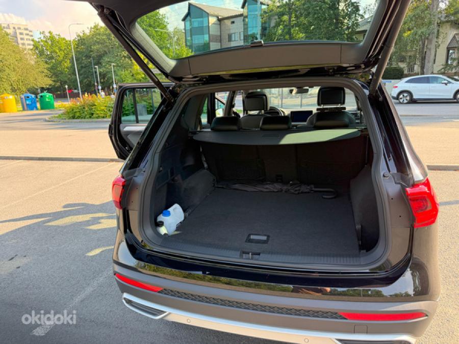 Black SEAT Tarraco 2022 in Tallinn, with an engine capacity of 2.00 L and mileage of 56 thousand km for 34000 €, photo 6 on AUTOMOTO.COM.LV
