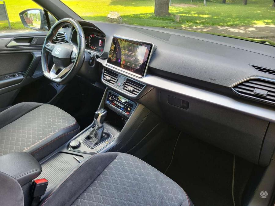 Black SEAT Tarraco 2022 in Taurage, with an engine capacity of 1.97 L and mileage of 274 thousand km for 17900 €, photo 13 on AUTOMOTO.COM.LV