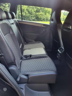 Black SEAT Tarraco 2022 in Taurage, with an engine capacity of 1.97 L and mileage of 274 thousand km for 17900 €, photo 14 on AUTOMOTO.COM.LV