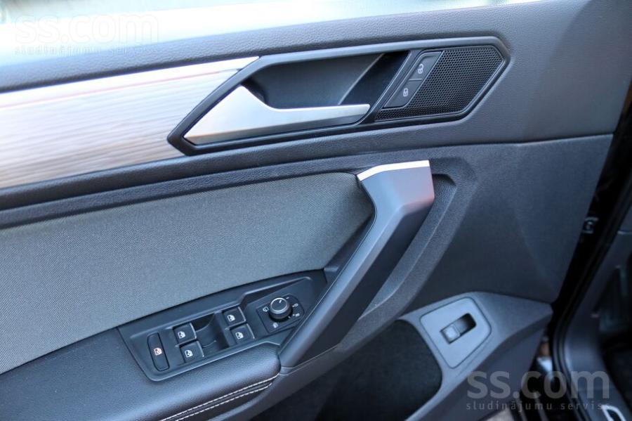 Black SEAT Tarraco 2022 in Riga, with an engine capacity of 2.00 L and mileage of 140 thousand km for 20990 €, photo 25 on AUTOMOTO.COM.LV