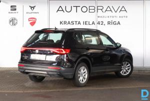 Melns SEAT Tarraco 2024 Rīga, ar dzinēja tilpumu 1.50 L un nobraukumu 33 tūkst. km par 28490 €, foto 2 vietnē AUTOMOTO.COM.LV