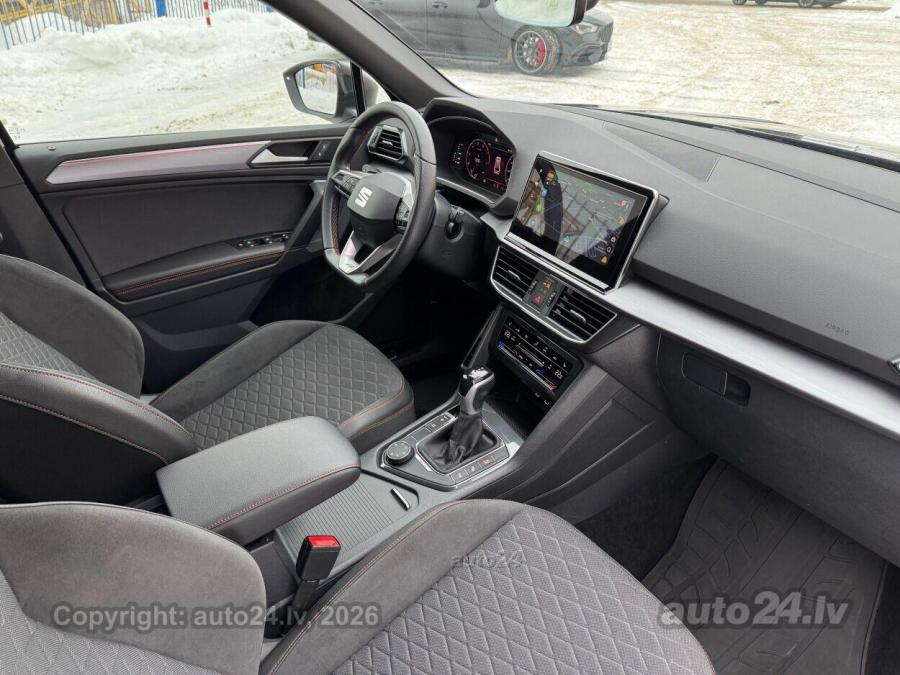Black SEAT Tarraco 2023 in Tallinn, with an engine capacity of 2.00 L and mileage of 43 thousand km for 36800 €, photo 12 on AUTOMOTO.COM.LV