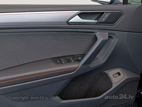 Black SEAT Tarraco 2023 in Tallinn, with an engine capacity of 1.98 L and mileage of 44 thousand km for 33900 €, photo 9 on AUTOMOTO.COM.LV