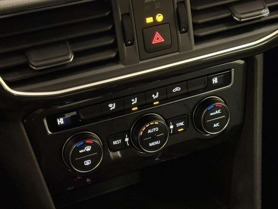 Blue SEAT Tarraco 2019 in Marijampole, with an engine capacity of 1.97 L and mileage of 245 thousand km for 15750 €, photo 8 on AUTOMOTO.COM.LV