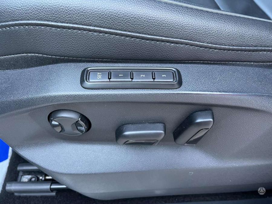 Blue SEAT Tarraco 2020 in Taurage, with an engine capacity of 1.97 L and mileage of 240 thousand km for 18300 €, photo 27 on AUTOMOTO.COM.LV