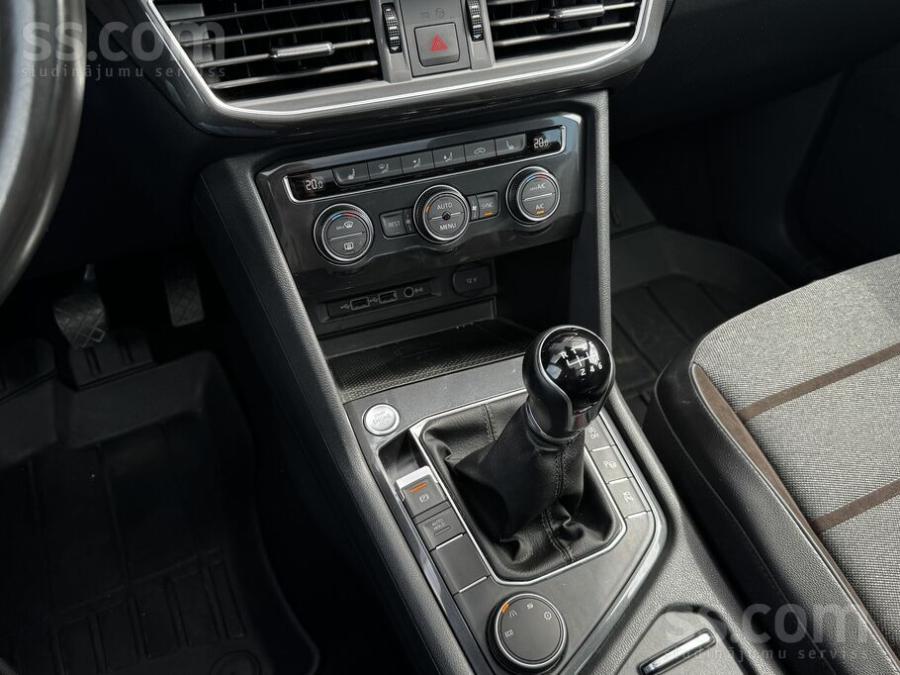Brūns SEAT Tarraco 2019 Rīga, ar dzinēja tilpumu 1.50 L un nobraukumu 261 tūkst. km par 14400 €, foto 19 vietnē AUTOMOTO.COM.LV