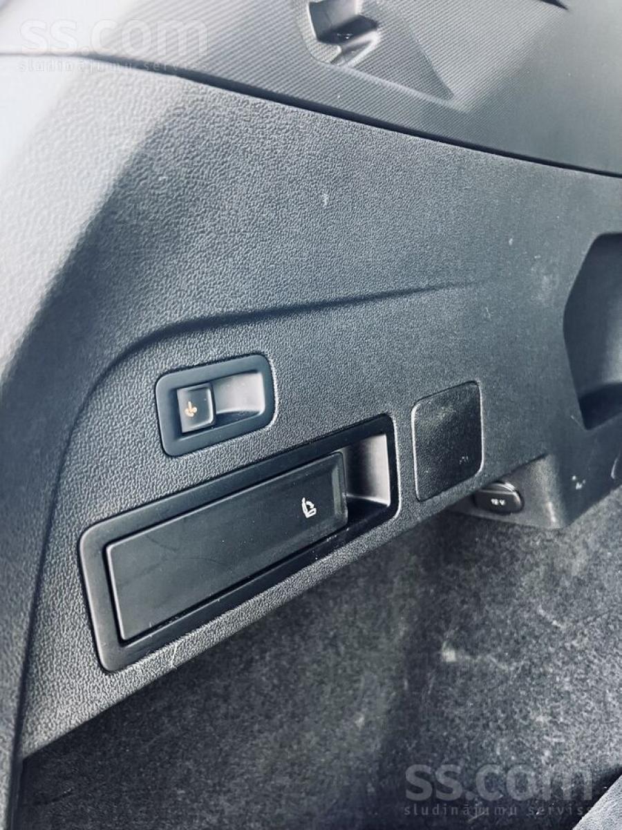 Pelēks SEAT Tarraco 2019 Rīga, ar dzinēja tilpumu 2.00 L un nobraukumu 202 tūkst. km par 18500 €, foto 18 vietnē AUTOMOTO.COM.LV