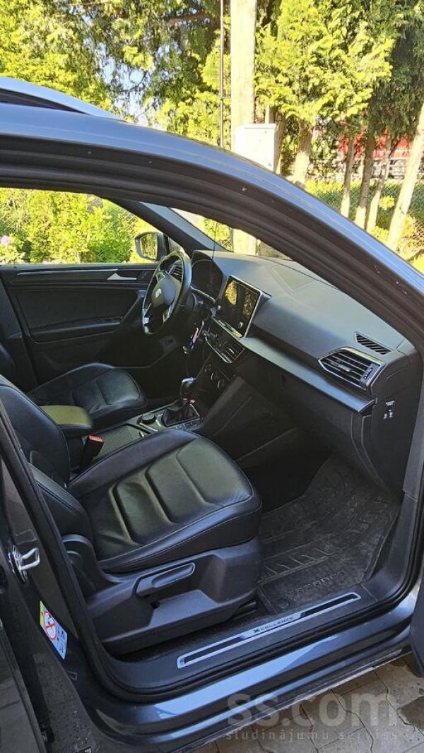 Grey SEAT Tarraco 2019 in Riga, with an engine capacity of 2.00 L and mileage of 157 thousand km for 17500 €, photo 4 on AUTOMOTO.COM.LV