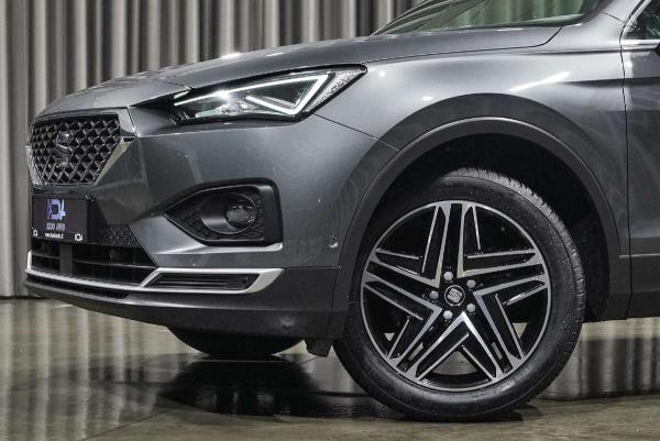 Grey SEAT Tarraco 2020 in Marijampole, with an engine capacity of 1.97 L and mileage of 270 thousand km for 17950 €, photo 6 on AUTOMOTO.COM.LV